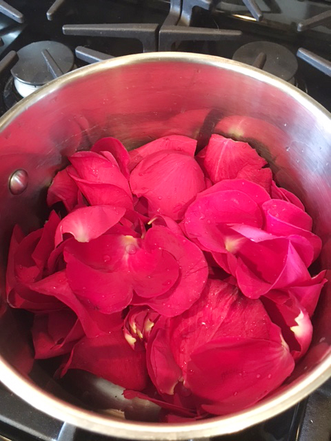 DIY Rose Water | How to Make Your Own Natural Rose Water Spray - 90% Clean